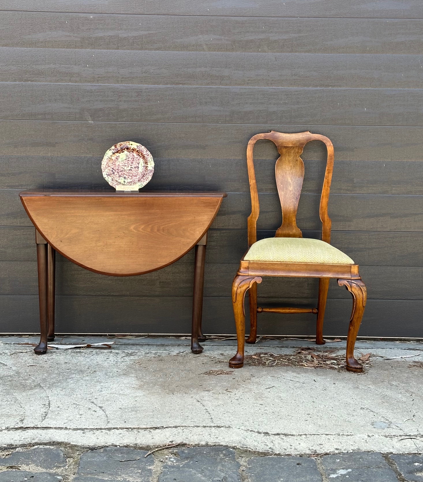 A rare mid 18th Century, George II, English red walnut drop side table ...
